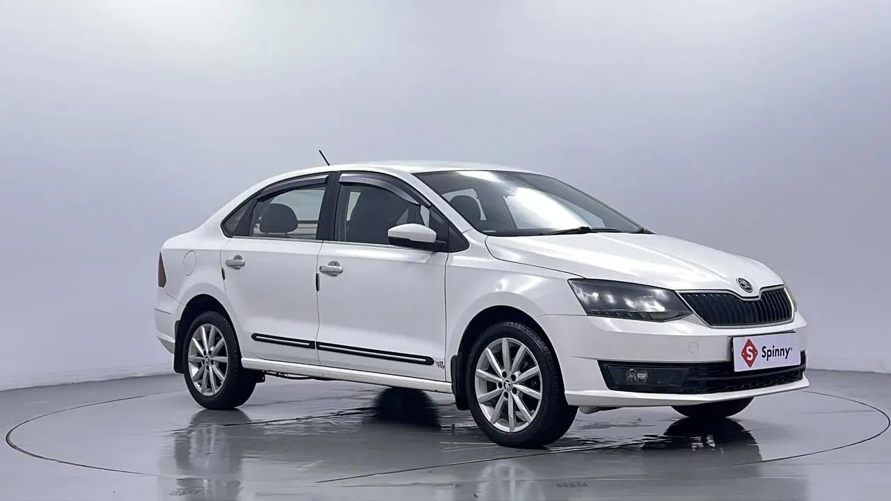 5 Things to Check Before Buying a Used Skoda Rapid